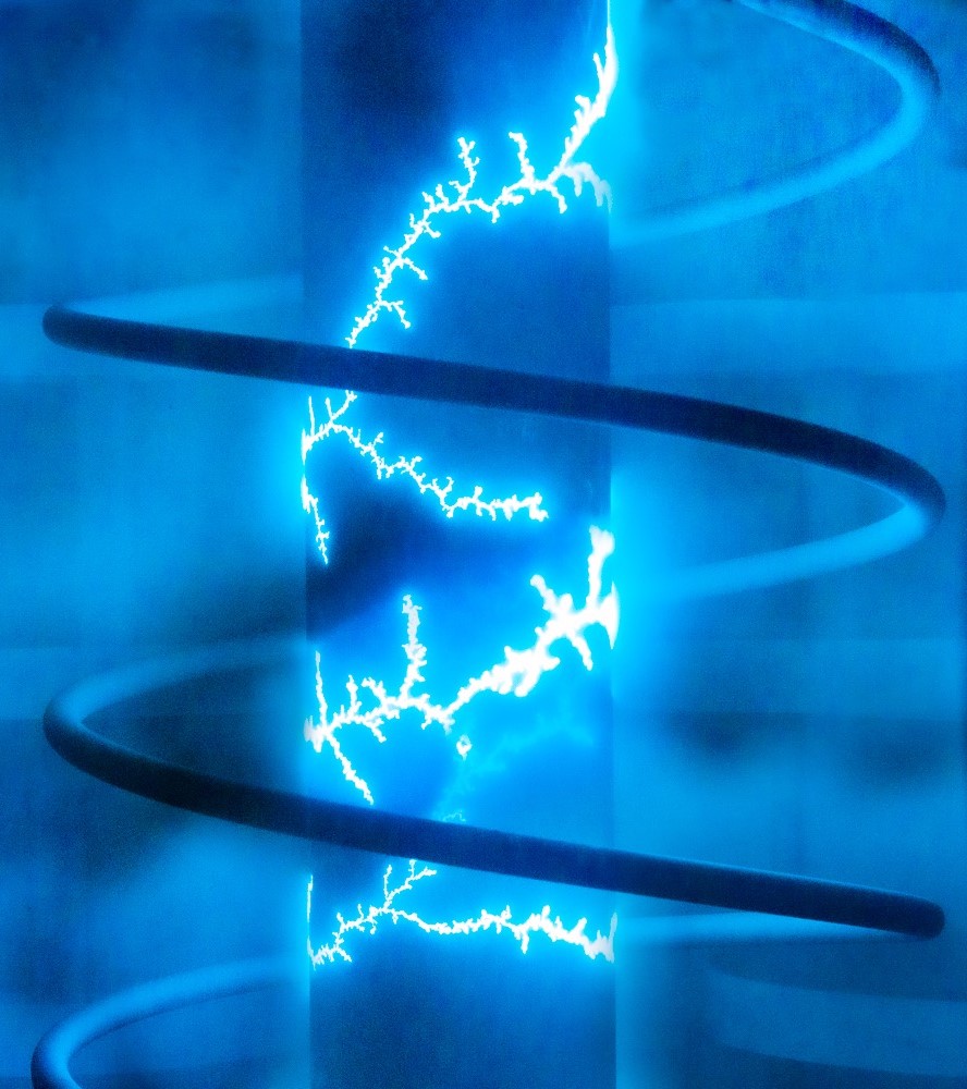 How a PVD Coater - and the PVD Process - Work: VT-1500i™ System VIDEO ...